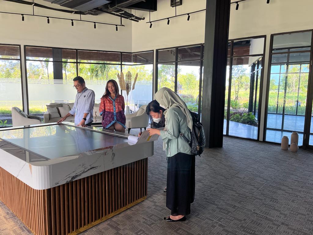 Aktivasi Akun PKP, Petugas Pajak Dentim Sambangi Wajib Pajak | Direktorat Jenderal Pajak