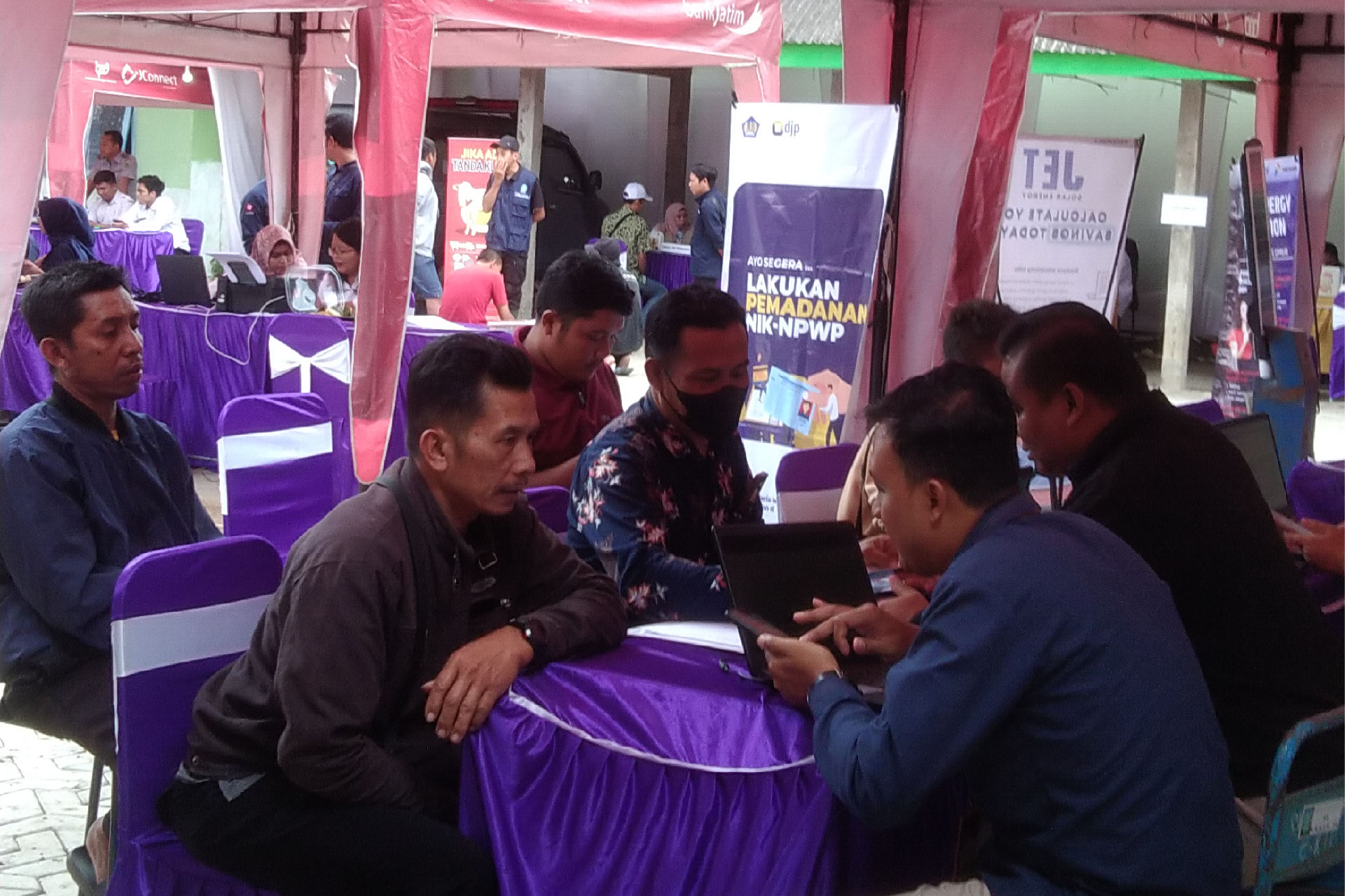 Pajak Tulungagung Buka Pojok Pajak di Desa Suruh | Direktorat Jenderal ... Pajak Tulungagung Buka Pojok Pajak di Desa Suruh | Direktorat Jenderal ...